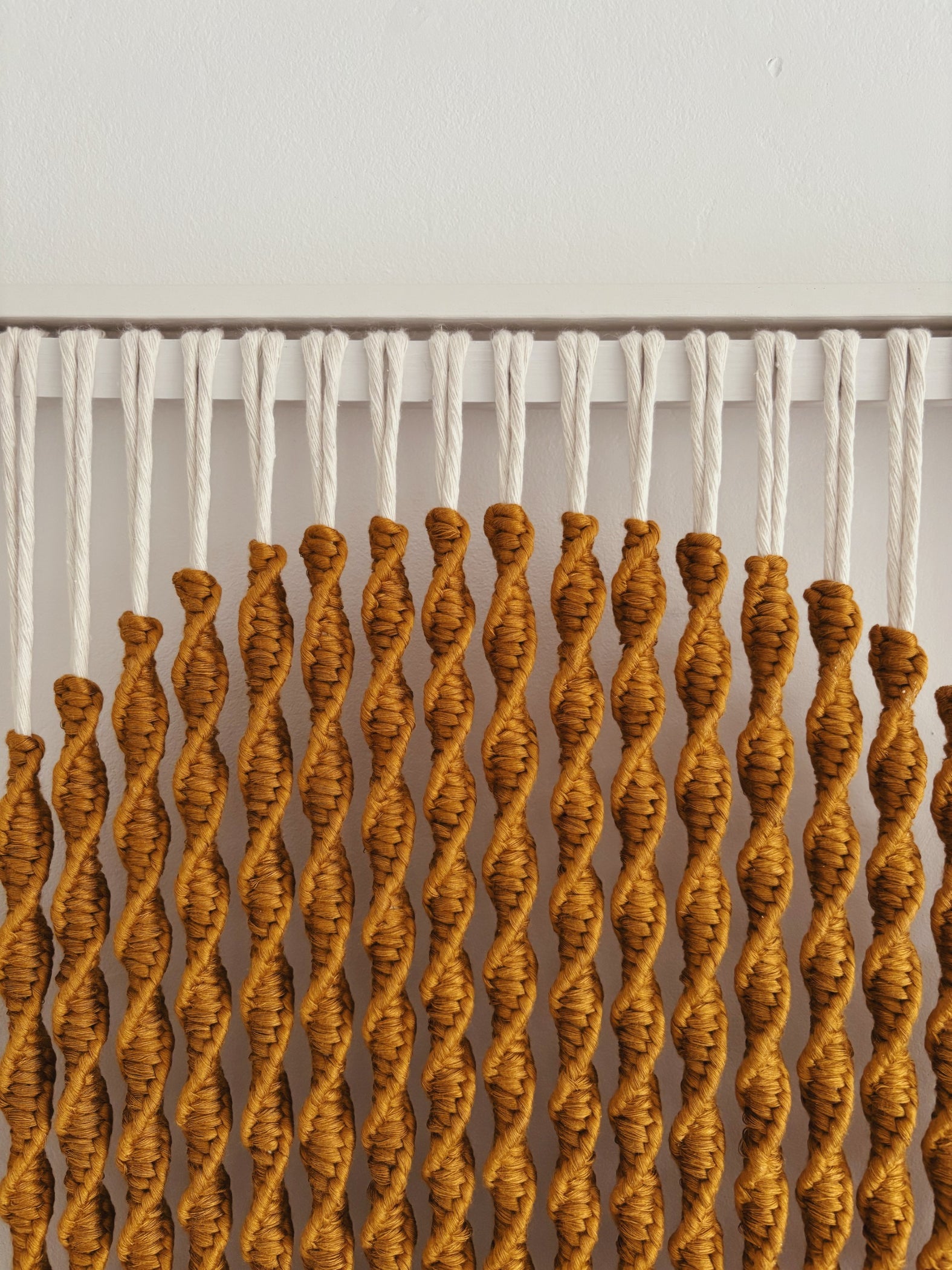 Macrame Wall Art - Framed Howl rust – KELMI